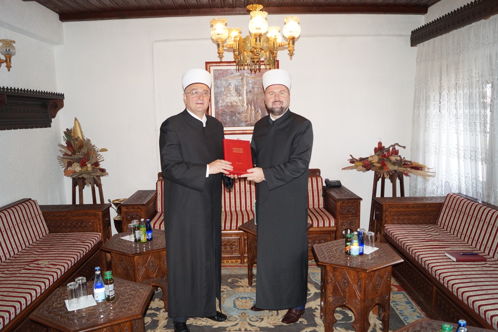 MUFTIJA ZENIČKI PRIMIO MUFTIJU ZAGREBAČKOG - MUFTIJSTVO ZENIČKO